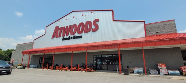 ATWOODS RANCH & HOME - Updated July 2025 - 13 Reviews - 811 Highway 82 ...