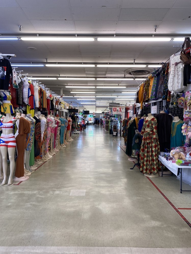 MAGIC MALL PLAZA - 24 Photos & 15 Reviews - 2155 W Colonial Dr, Orlando ...