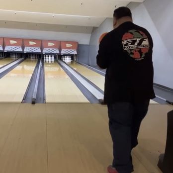 BOWLIUM LANES - Updated December 2025 - 181 Photos & 184 Reviews - 4666 ...