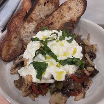 LUMA BAR & EATERY - Updated May 2025 - 282 Photos & 121 Reviews - 50 E ...