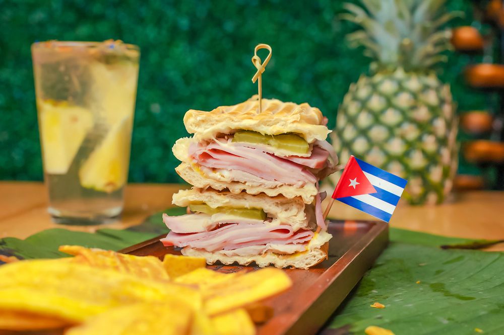THE CUBAN CORNER BY TAPAS - Updated November 2025 - 41 Photos & 17 ...