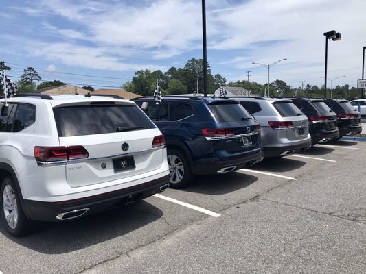 CHECKERED FLAG VOLKSWAGEN - Updated June 2024 - 47 Photos & 110 Reviews ...