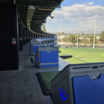 TOPGOLF Montebello, CA - Updated November 2024 - 229 Photos & 175 ...