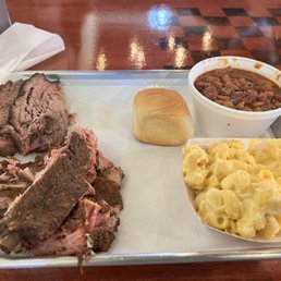 FIREHOUSE QUE & BREW - Updated July 2025 - 367 Photos & 597 Reviews ...