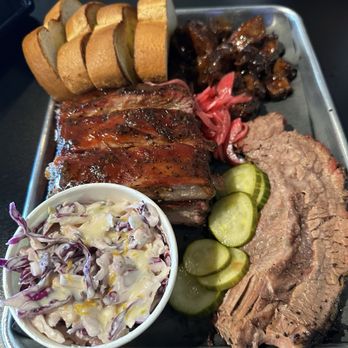 DESTINATION SMOKEHOUSE - Updated December 2024 - 283 Photos & 134 ...