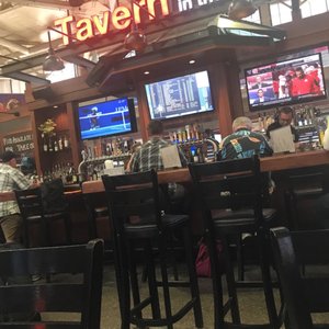 TAVERN IN THE SQUARE - 40 Photos & 58 Reviews - Sports Bars - 640 ...
