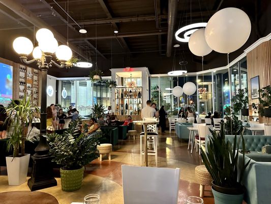 STREETLIGHT BRASSERIE - 55 Photos & 22 Reviews - 5 East Huron, Buffalo ...