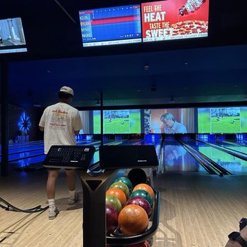 LUCKY STRIKE ORANGE - Updated October 2025 - 473 Photos & 551 Reviews ...