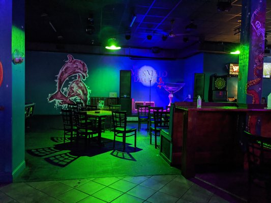 THE MERMAID DIVE BAR - Updated October 2024 - 81 Photos & 107 Reviews ...