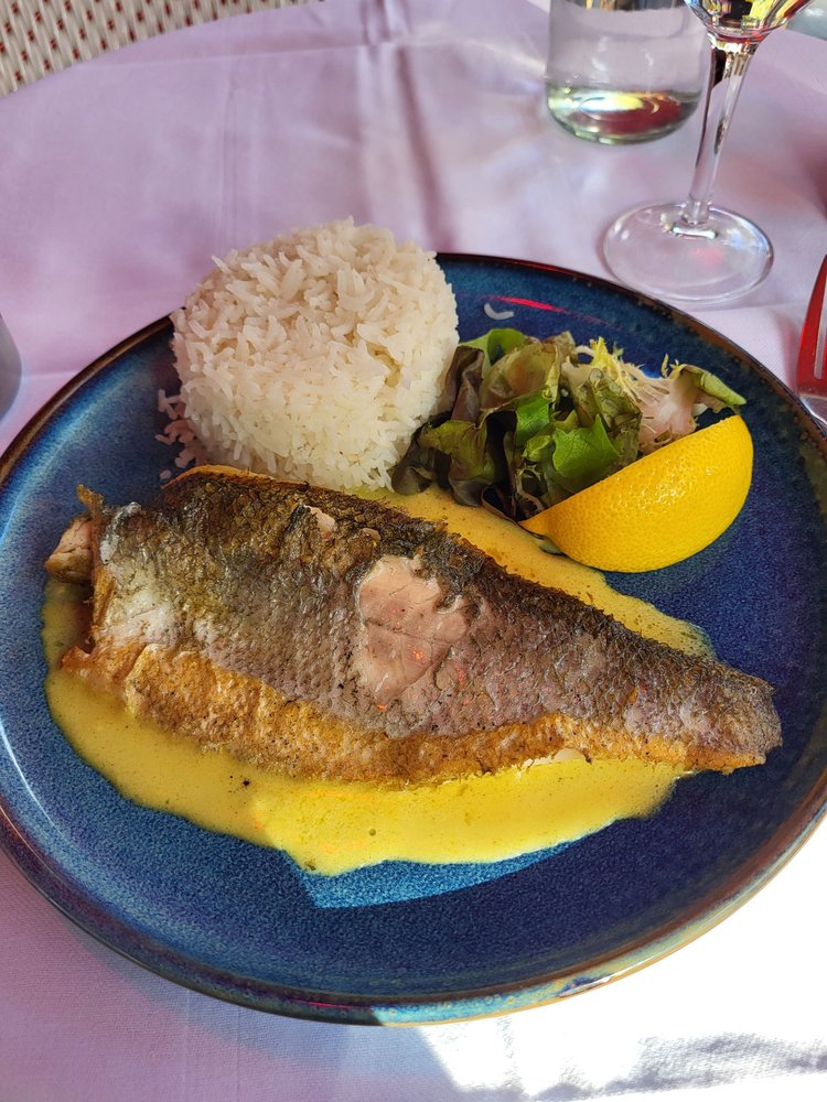 LE MARLY - Updated April 2024 - 54 avenue du Roule, Neuilly-sur-Seine ...