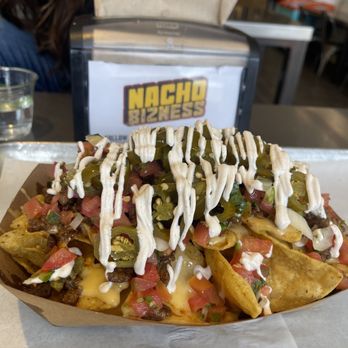 NACHO BIZNESS - 392 Photos & 462 Reviews - 470 Alvarado St, Monterey ...