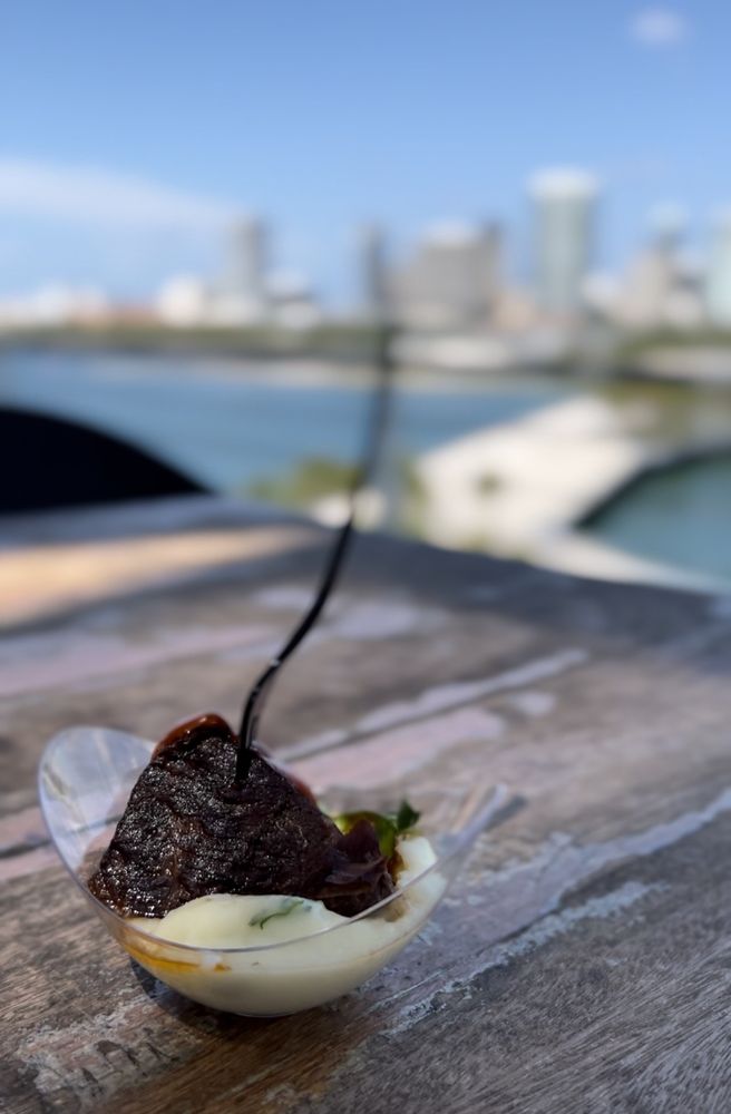 PIER TEAKI - Updated August 2024 - 546 Photos & 250 Reviews - 800 2nd ...