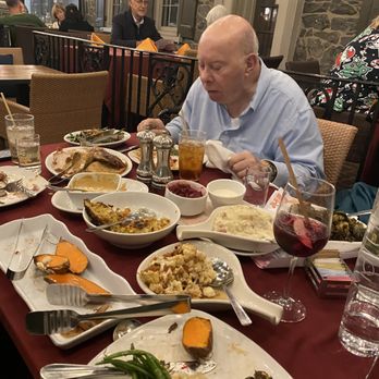 COLUMBUS INN - 195 Photos & 179 Reviews - 2216 Pennsylvania Ave ...