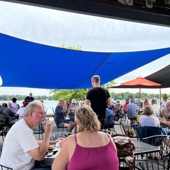 ZUKEY LAKE TAVERN - Updated January 2026 - 98 Photos & 277 Reviews ...