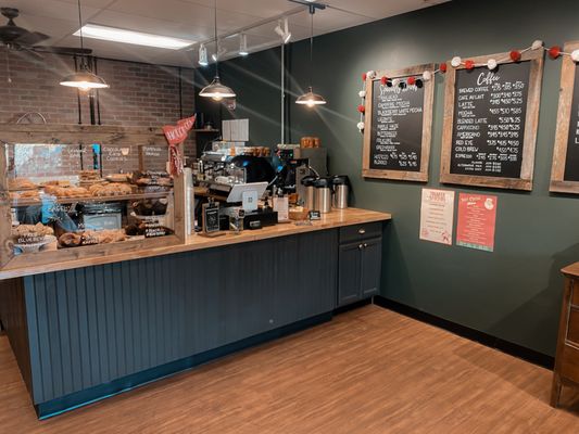 BLOOM & BERRY COFFEE HOUSE - Updated February 2025 - 23 Photos & 16 ...