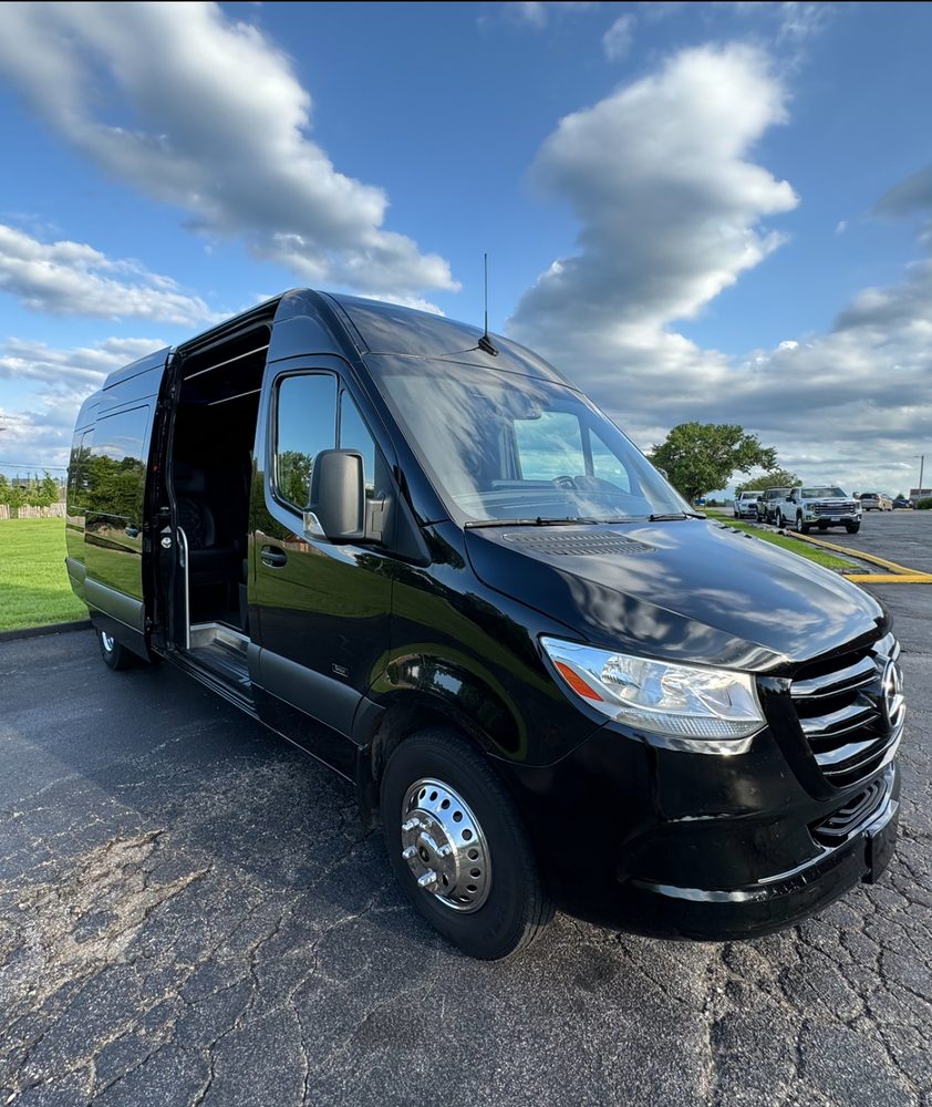 STL EXECUTIVE TRANSPORTATION - Updated January 2026 - 21 Photos - Saint ...