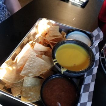 STINGERS BAR & GRILL - Updated July 2025 - 46 Photos & 42 Reviews - 151 ...