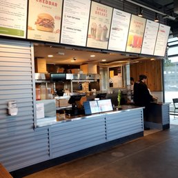 SHAKE SHACK PASADENA - Updated June 2025 - 512 Photos & 424 Reviews ...