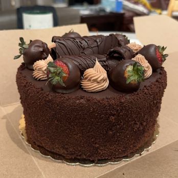 FRATELLI’S PASTRY SHOP - Updated December 2025 - 168 Photos & 204 ...