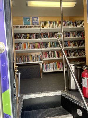 QUEENS PUBLIC LIBRARY - BROADWAY - Updated December 2025 - 24 Photos ...