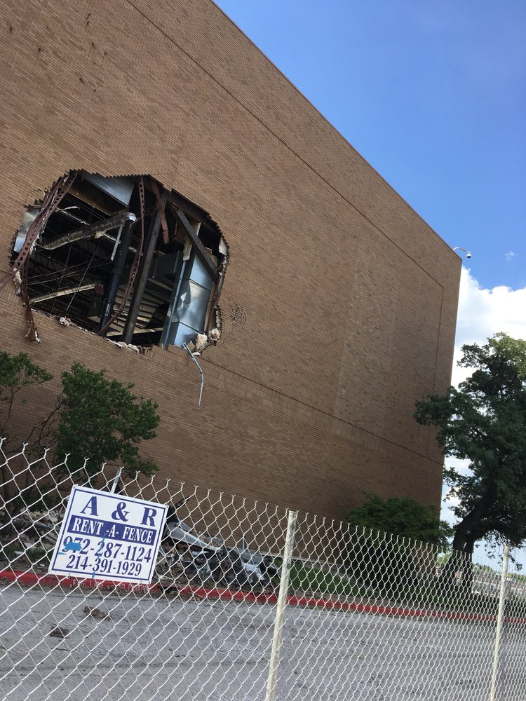 VALLEY VIEW CENTER - Updated December 2025 - 2040 Valley View Mall ...