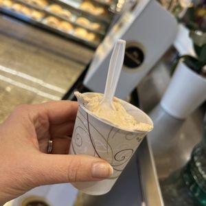 STRANOS BAKERY - 255 Broad St, Manchester, Connecticut - Bakeries ...