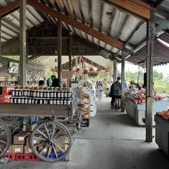 SNOW GOOSE PRODUCE - Updated December 2024 - 450 Photos & 206 Reviews ...