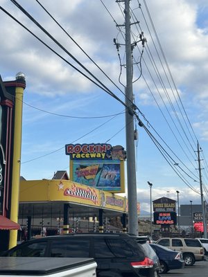 ROCKIN’ RACEWAY ARCADE - Updated October 2025 - 42 Photos & 67 Reviews ...