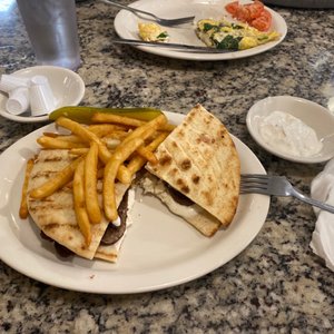 CITY LINE DINER - 68 Photos & 141 Reviews - 3302 Derry St, Harrisburg ...