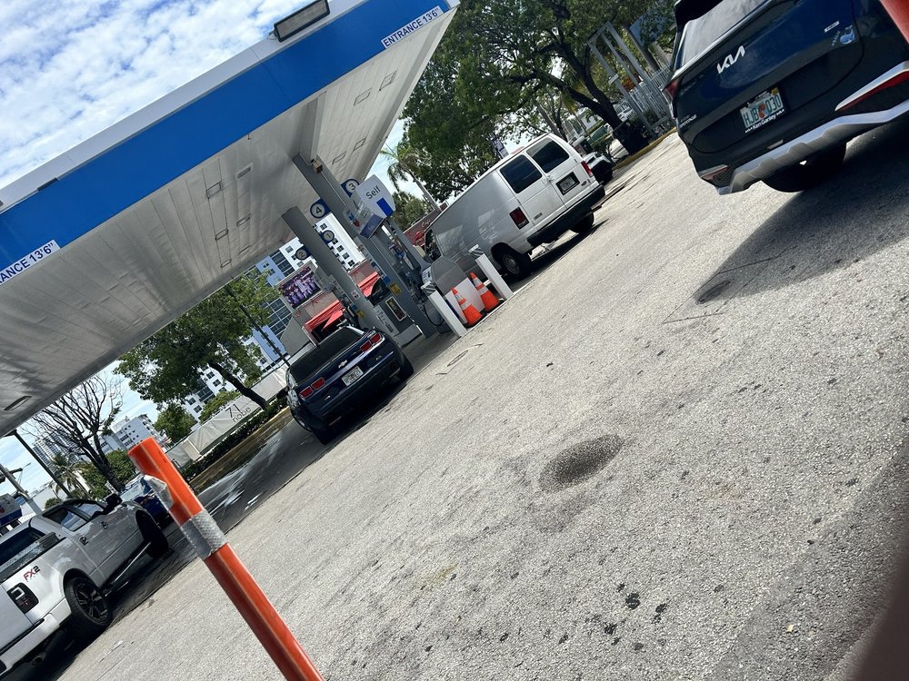 CHEVRON - Updated August 2025 - 39 Photos & 11 Reviews - 401 71st St ...