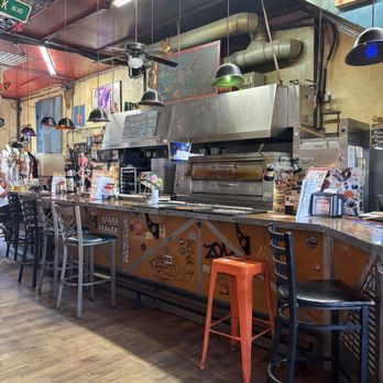 GRINDERS - Updated June 2025 - 678 Photos & 785 Reviews - 417 E 18th St ...