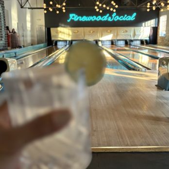 PINEWOOD SOCIAL - Updated July 2024 - 2519 Photos & 2243 Reviews - 33 ...