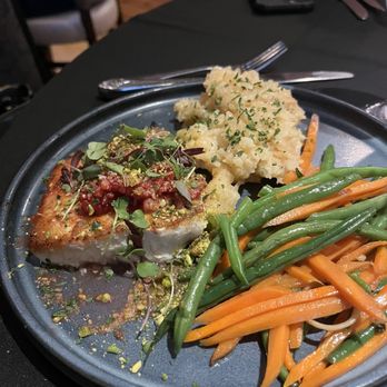 LAKE ELMO INN - Updated November 2025 - 313 Photos & 243 Reviews - 3442 ...