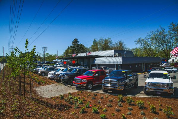 CASTLE AUTO SALES - Updated October 2025 - 28 Photos & 35 Reviews - 805 ...