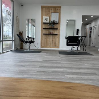 BLOOM STUDIOS - Updated September 2025 - 22 Photos - 937 S Cherokee Ln, Lodi, California - Hair ...