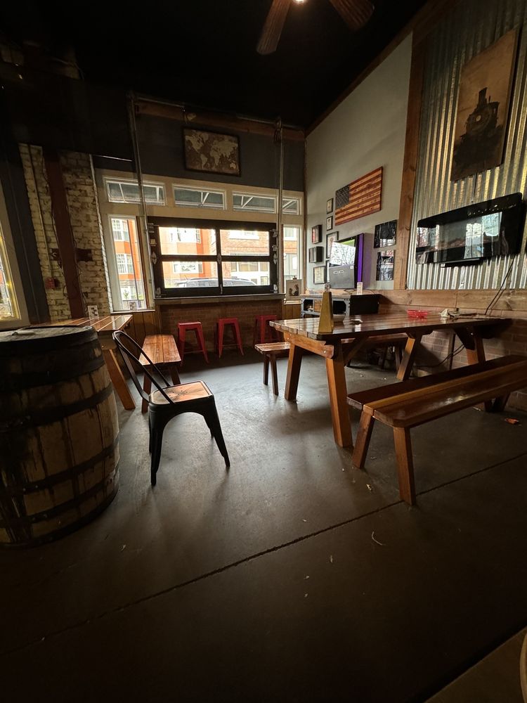 RAIL HOP’N BREWING - Updated July 2024 - 78 Photos & 62 Reviews - 122 ...