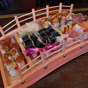 BLUE SUSHI SAKE GRILL - Updated January 2025 - 92 Photos & 73 Reviews ...