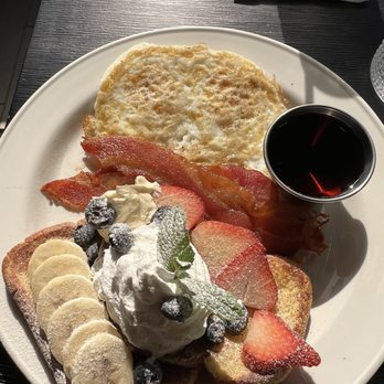DOVA CAFE - Updated March 2025 - 52 Photos & 30 Reviews - 108 W Holt ...