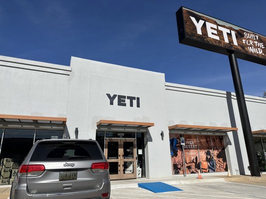 YETI DALLAS - Updated December 2025 - 13 Photos - 4525 Mckinney Ave ...