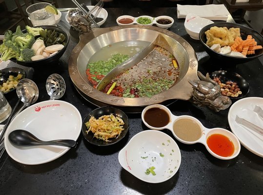 HOT POT LEGEND - Updated June 2024 - 198 Photos & 145 Reviews - 20462 ...