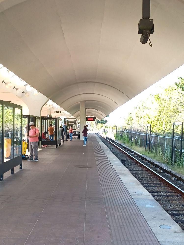 SHADY GROVE METRO STATION - Updated March 2026 - 42 Photos & 40 Reviews ...