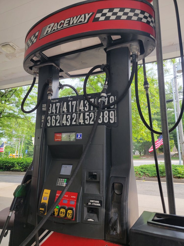 RACEWAY PETROLEUM - 1-5 Passaic Ave, Livingston, New Jersey - Gas ...