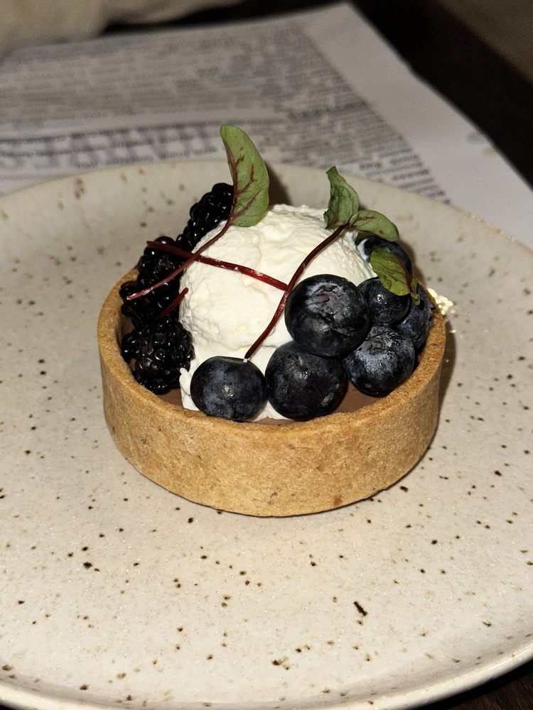 HARVEST HOUSE TAVERN - Updated January 2026 - 32 Photos & 27 Real ...