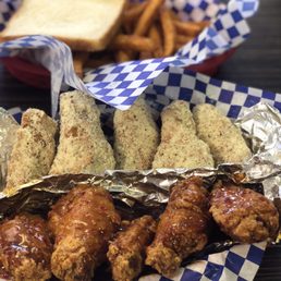 WAYNE’S WINGS - 676 Photos & 1004 Reviews - 4453 Walzem Rd, San Antonio ...