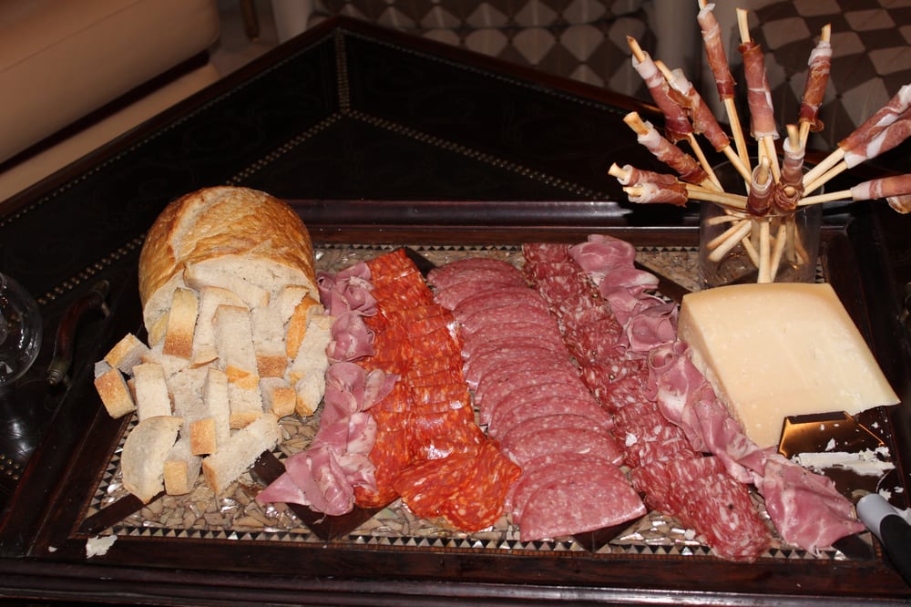 SISTERS IN PINK CATERING - 39 Photos - 801 NE 167th St, North Miami ...
