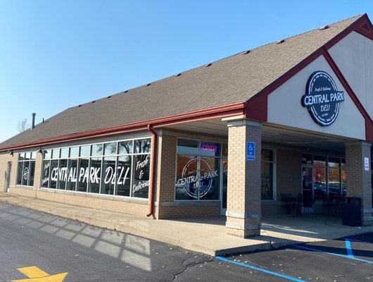 CENTRAL PARK DELI - TROY - 58 Photos - 2873 W Maple Rd, Troy, MI - Menu ...