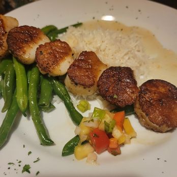 MIDDLE GROUNDS GRILL - Updated September 2025 - 565 Photos & 919 ...