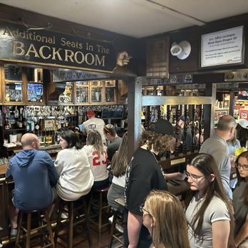 CHEERS - Updated September 2024 - 2692 Photos & 1251 Reviews - 84 ...