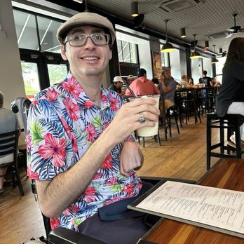 SORRY CHARLIE’S OYSTER BAR - Updated July 2024 - 1680 Photos & 1280 ...