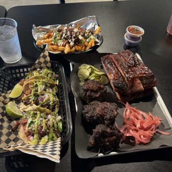 DESTINATION SMOKEHOUSE - Updated March 2025 - 365 Photos & 200 Reviews ...